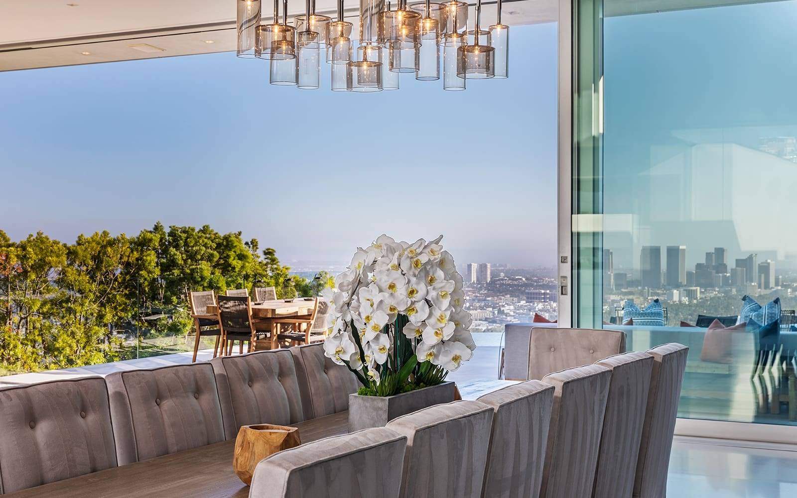 H E S | High End Staging